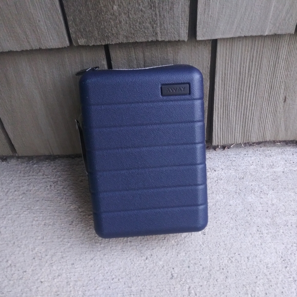 Away | Bags | Away Mini Luggage Suitcase Toiletry Bag Hardshell Case ...